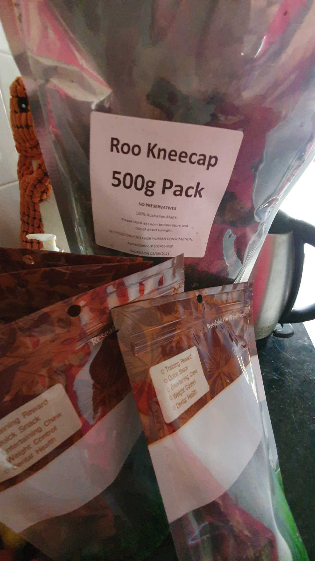 Petz Tucker Kangaroo Kneecaps Treat For Dogs 500g - $33.99