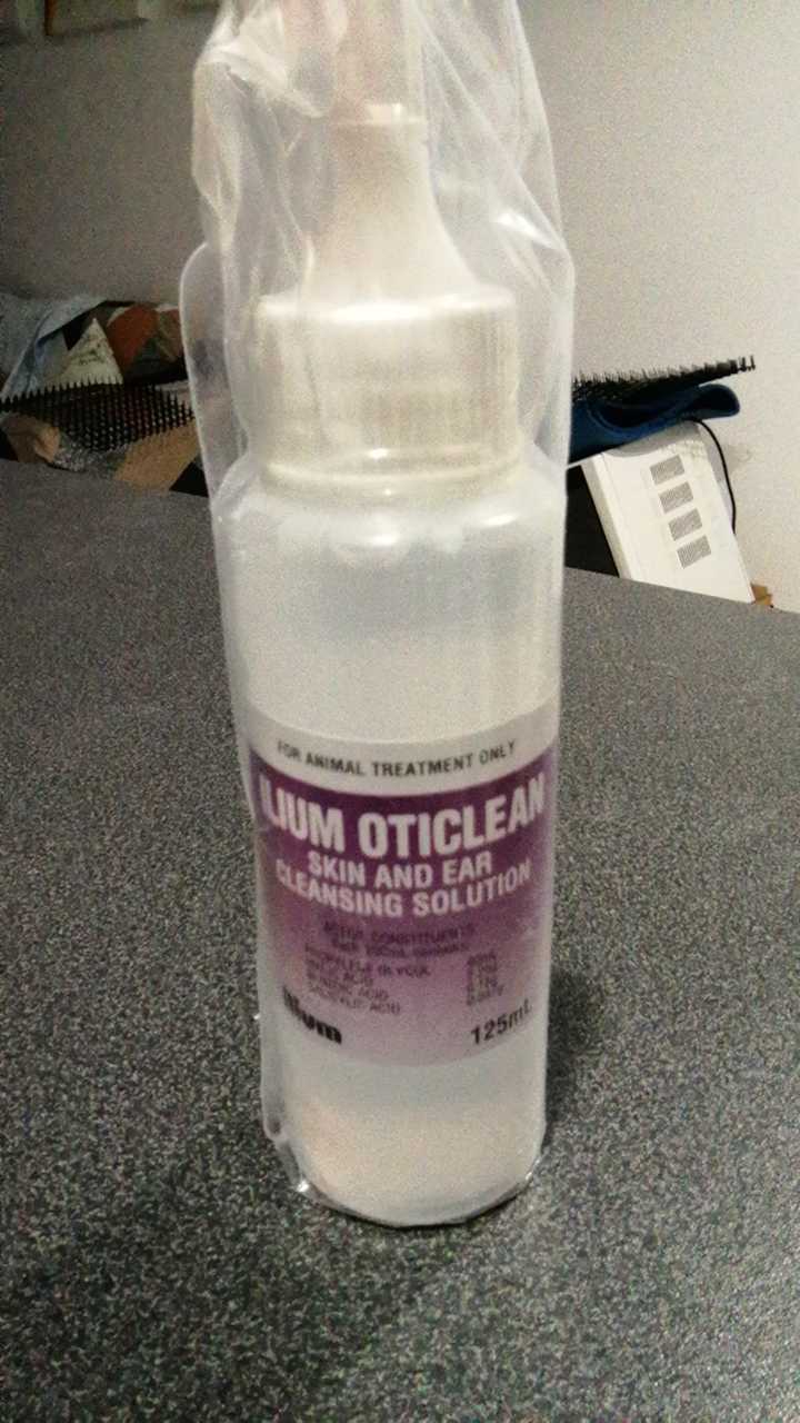 Ilium Oticlean Skin And Ear Cleaning Solution Squeeze Bottle 125ml - $13.86